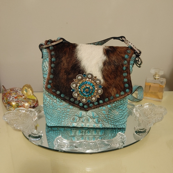 Raviani | Bags | Vintage Raviani Rhinestone Shoulder Bag | Poshmark